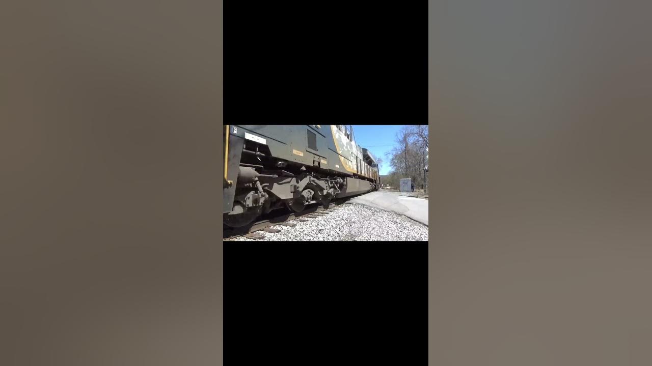 American train horn/whistle compilation - YouTube