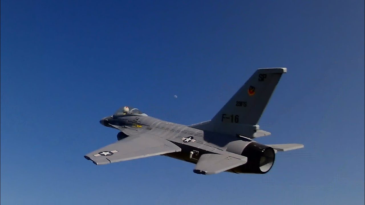 FMS EDF RC F-16 V2 Jet Plane 3S 2200 mA hand start and nice flight ...