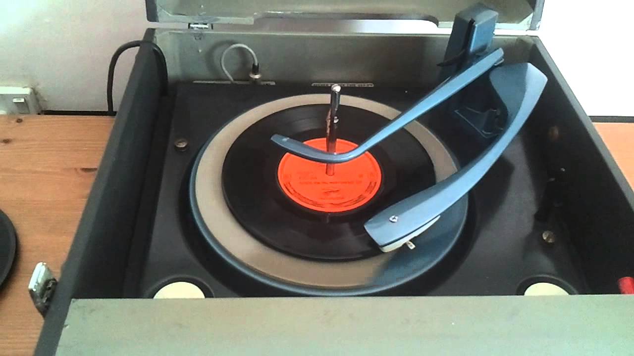 Bush SRP31D Record Player - YouTube