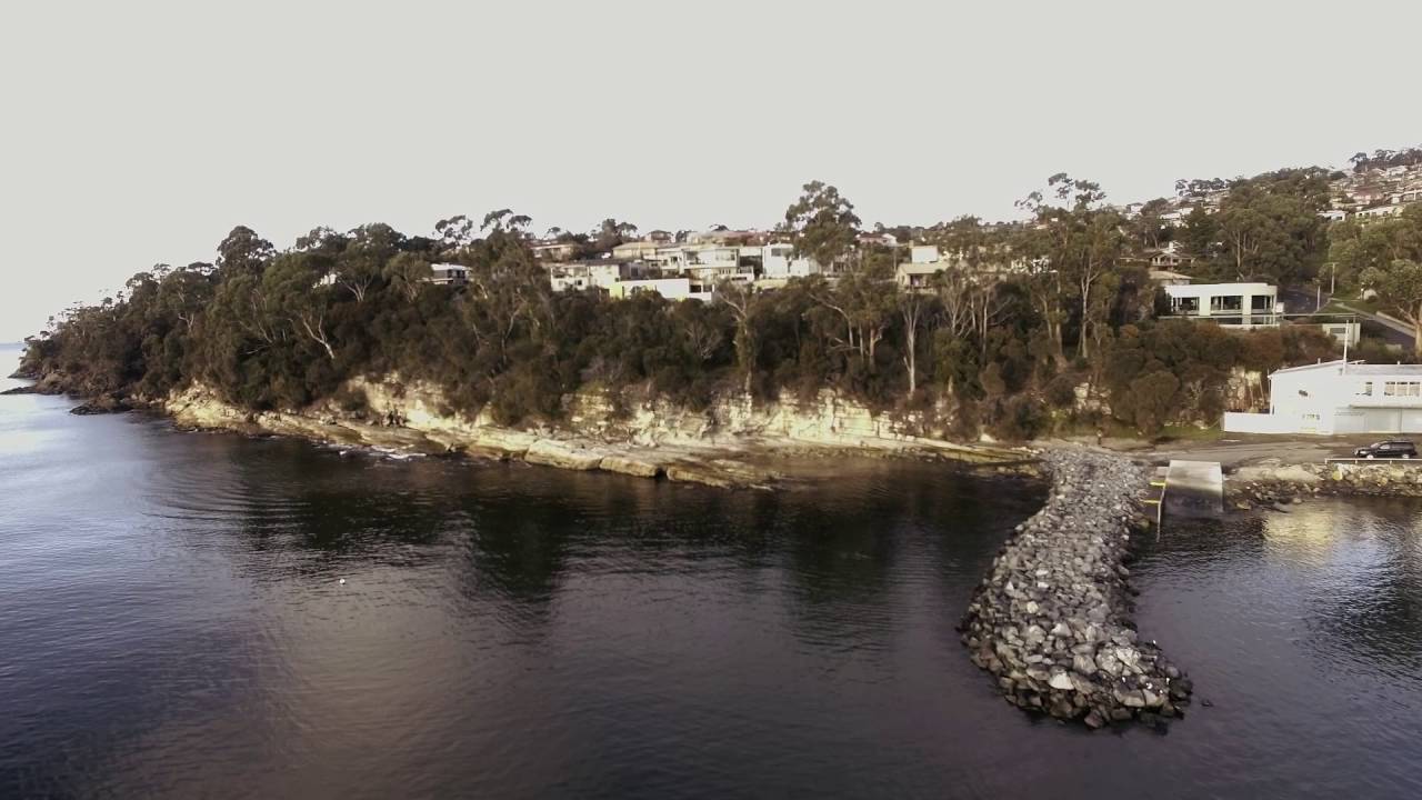 Kingston Beach, Tasmania - Some Drone aerials...DJI Phantom 4 - YouTube