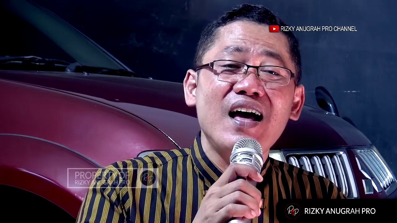 LEWUNG VOC. GINO WIBOWO LAGU SRAGENAN VERSI BOSSANOVA JAWA - YouTube