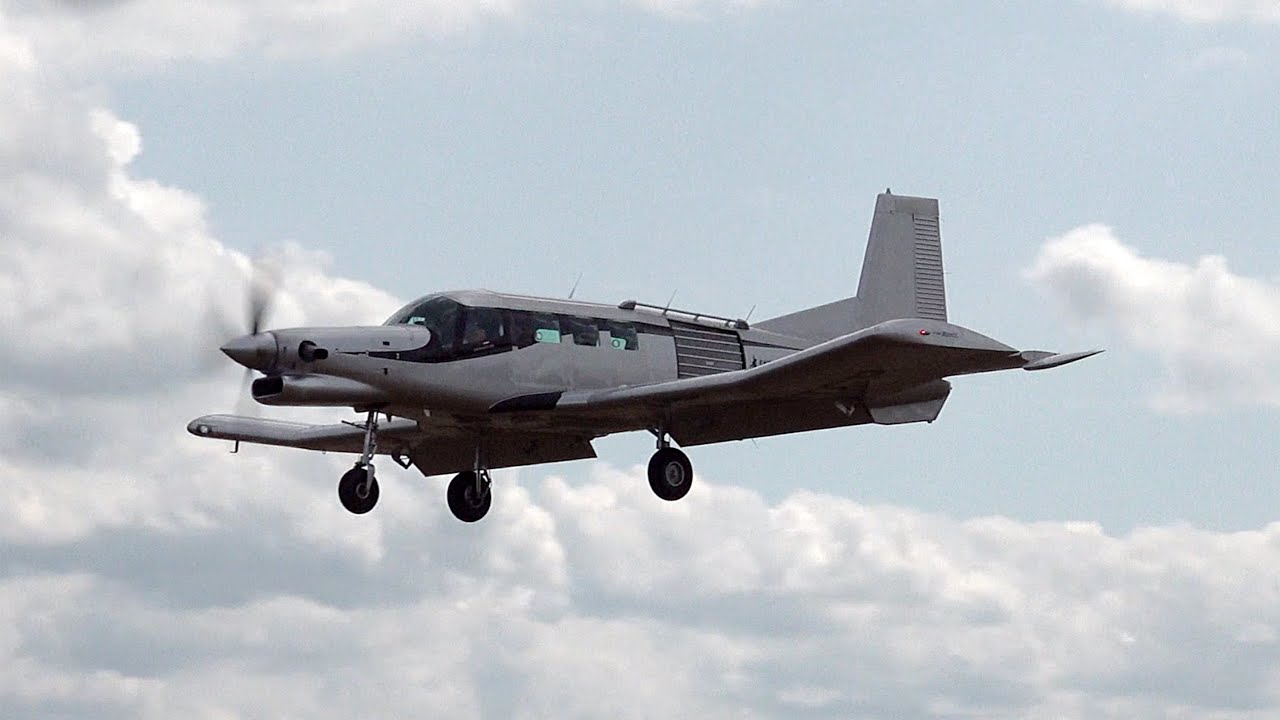 Pacific Aerospace P-750 XSTOL go around and landing in Grenchen | HB ...