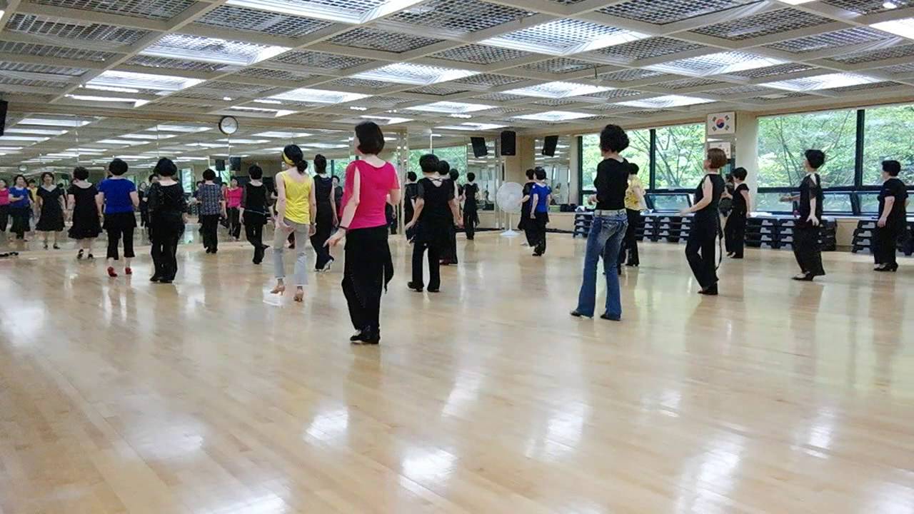 Run Back To Me Line Dance by Gary Samms – Jan. 2016 - YouTube