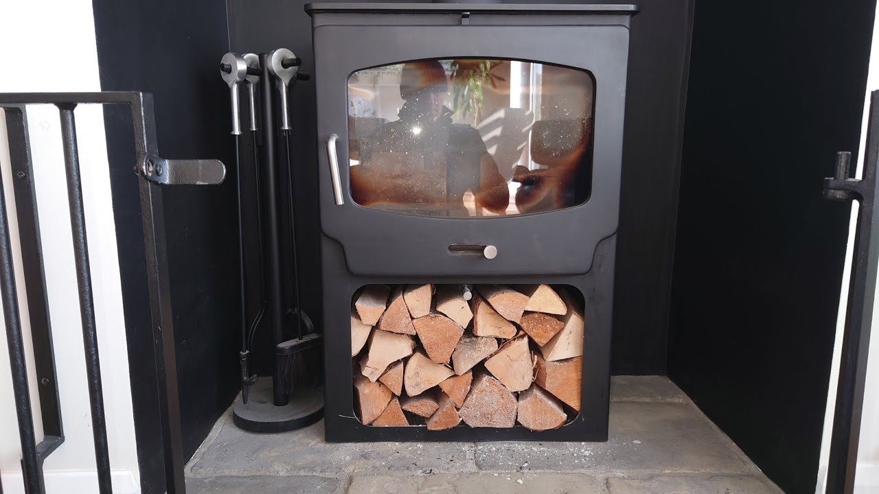 SALTFIRE PEANUT 5, WOOD BURNER.REMOVING BAFFLE PLATE AND FIRE BRICKS ...