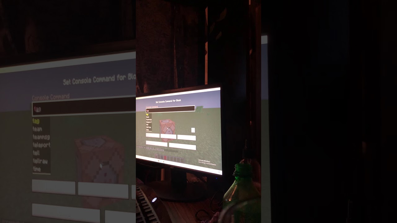 How to make a working camera in Minecraft - YouTube