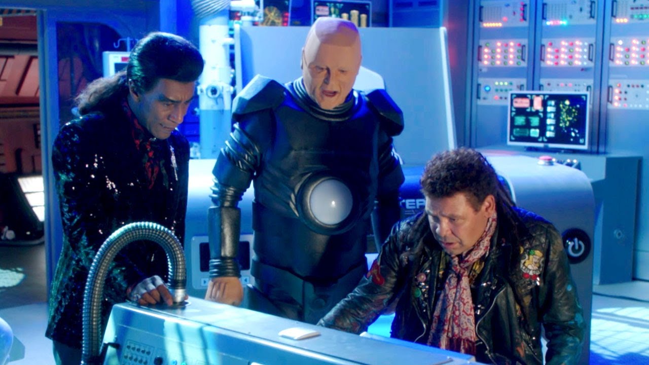 Lister's DNA is Copyrighted? | Red Dwarf | Baby Cow - YouTube