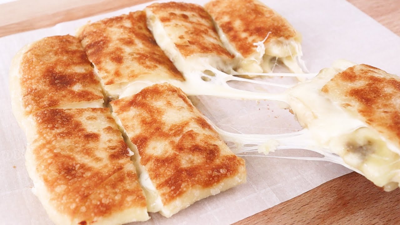 Just few people know this EASY way to make Banana and Cheese Bread! No ...