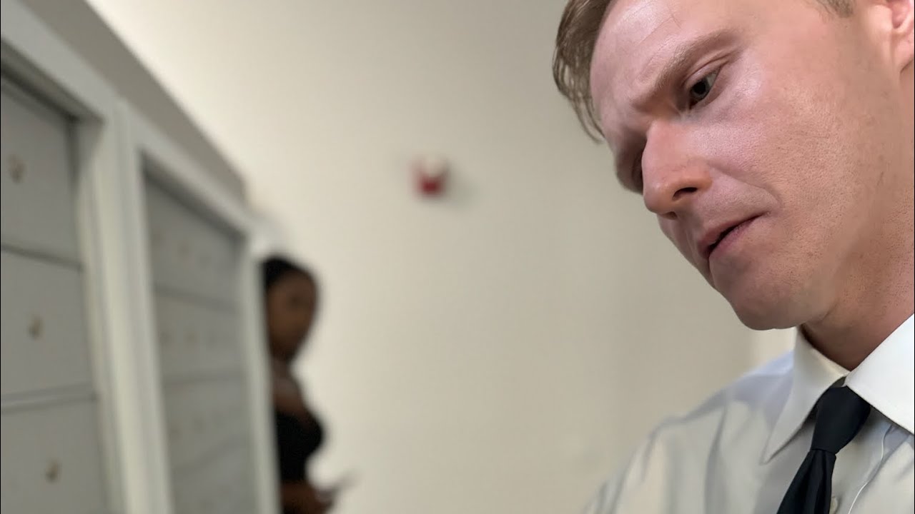 When Joslyn gets a good and bad visit! - YouTube