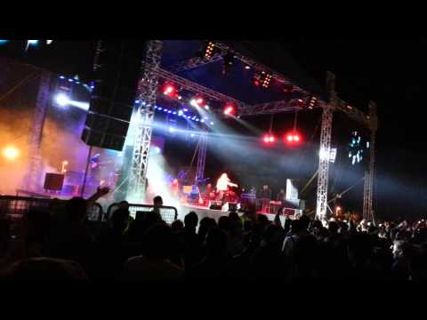 Volkan Konak - Çav Bella / Canlı - İ.Ü. Bahar Şenlikleri '13