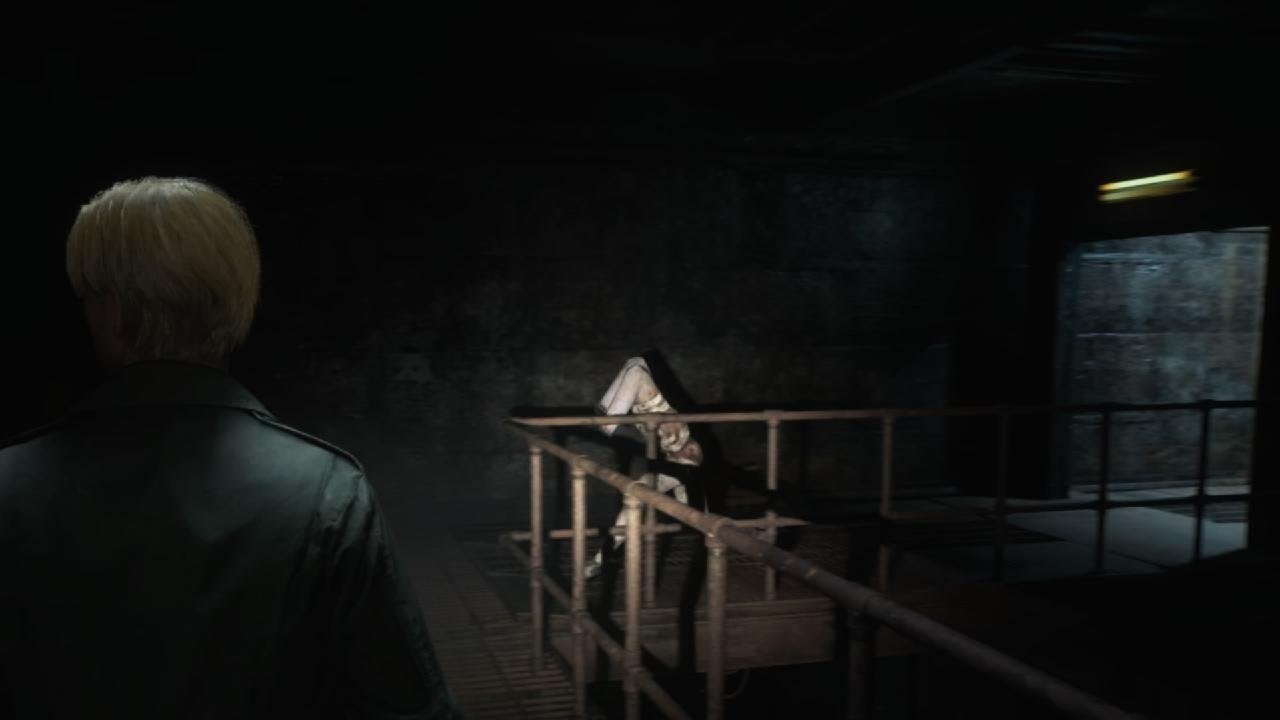 Silent Hill 2 Remake - Mannequin running out of nowhere! - YouTube