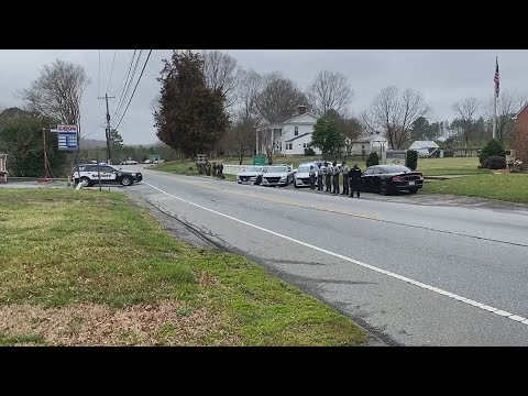 RAW: Officer Sean Houle released from hospital - YouTube