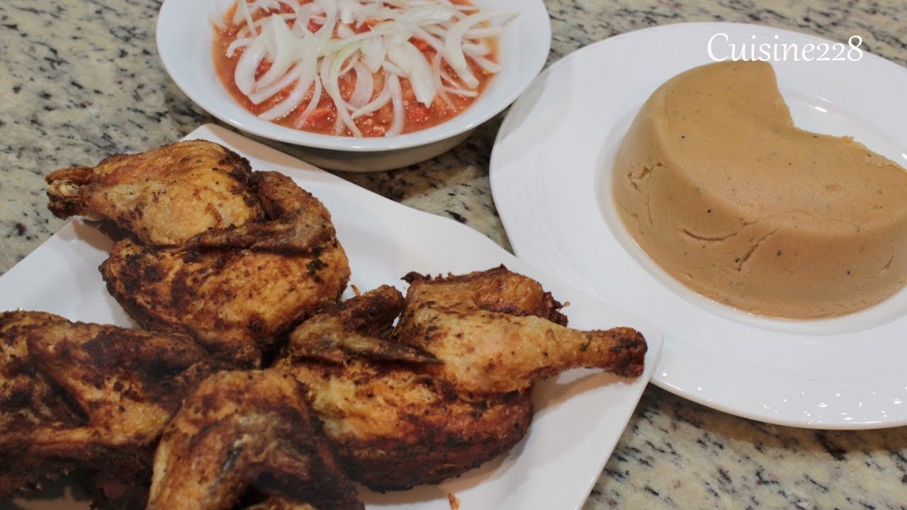 Djinkoumè (Amiwo) with chicken and Yebessessi (Moyo) - YouTube