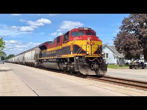 CP 374 South-KCS 4026(SD70ACe) - YouTube
