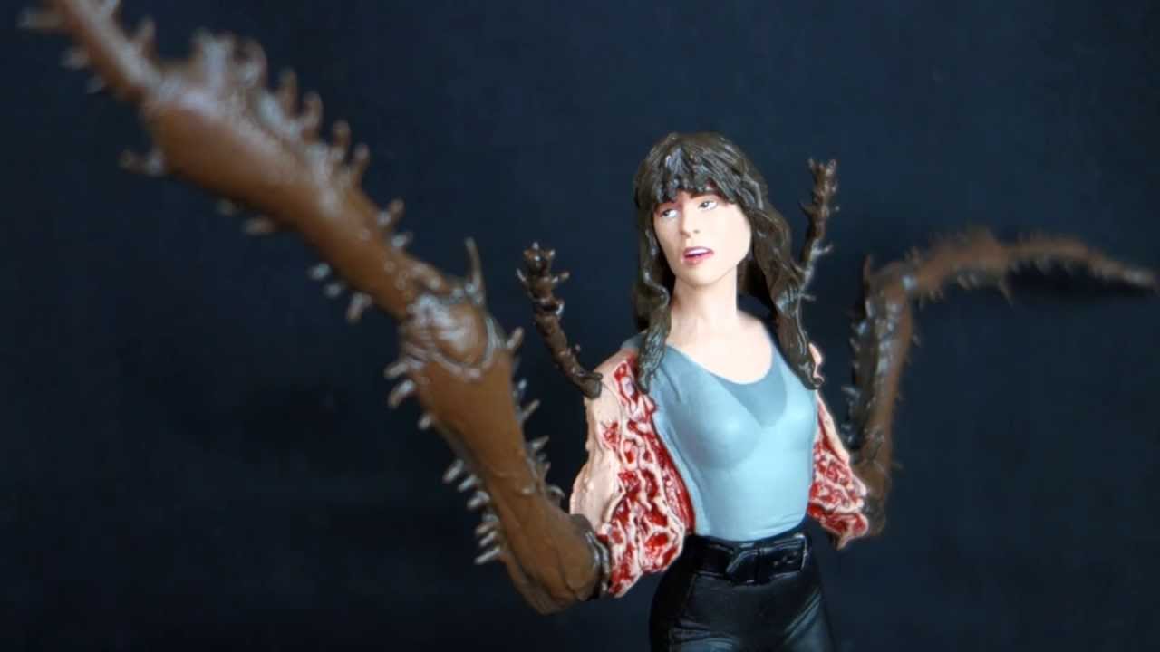 "Debbie Stevens" Mezco Cinema of Fear [wave 4] - YouTube