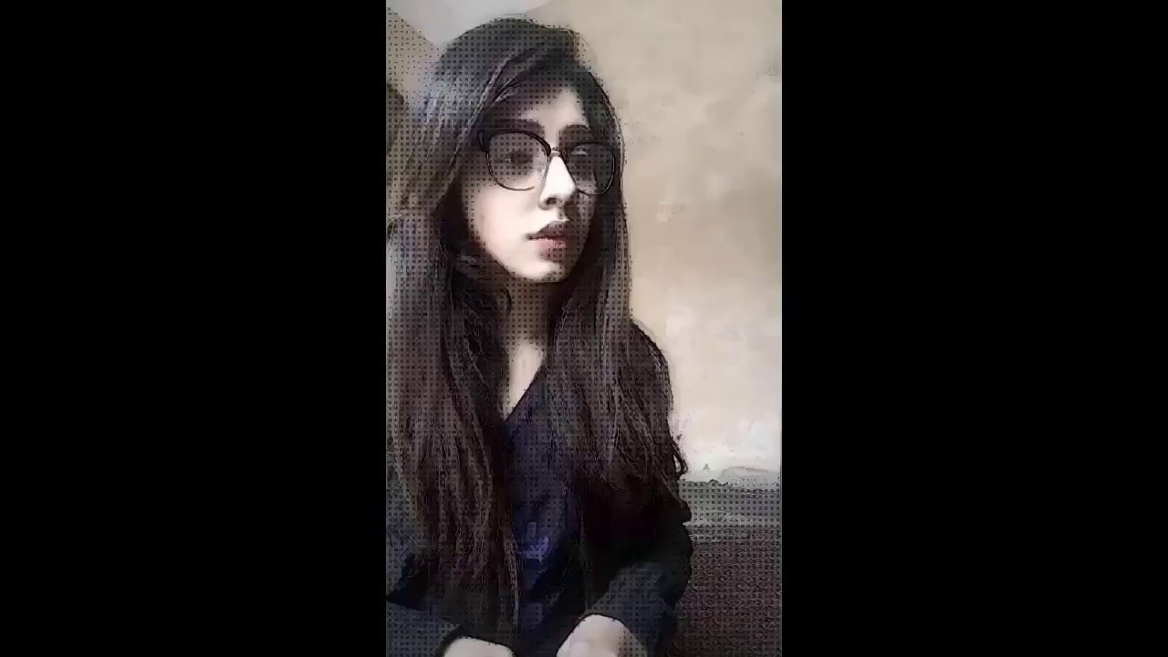 Pakistani Girl singing a song very beautiful voice | Pakistani Bigo ...