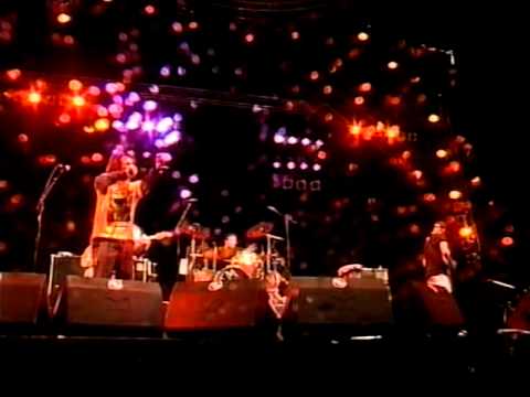RATM - Bulls on Parade (Live 1996) - YouTube