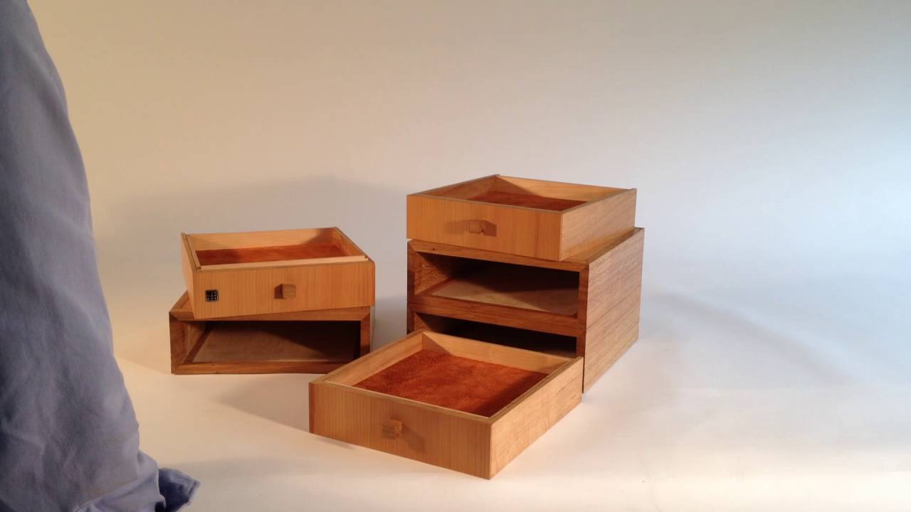 Stacking boxes - YouTube