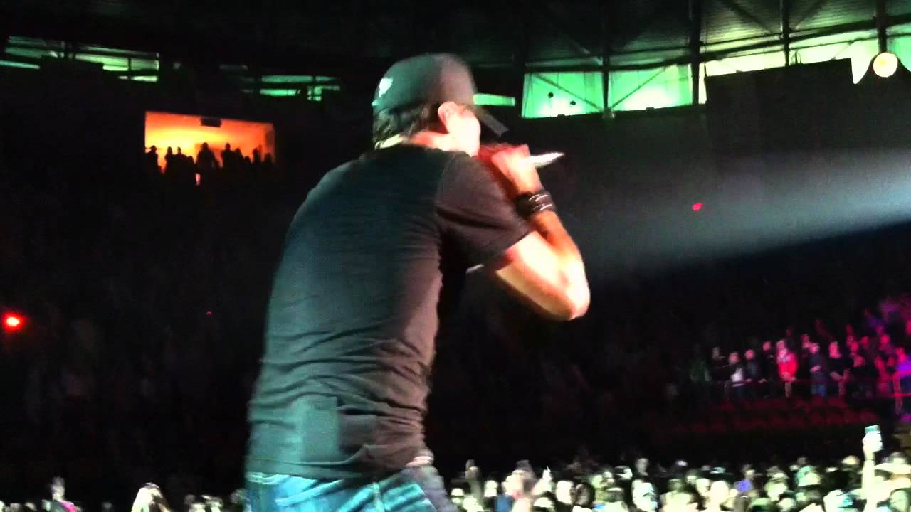 Tailgates and Tanlines Tour 2011, LUKE BRYAN Kiss Tomorrow Goodbye ...