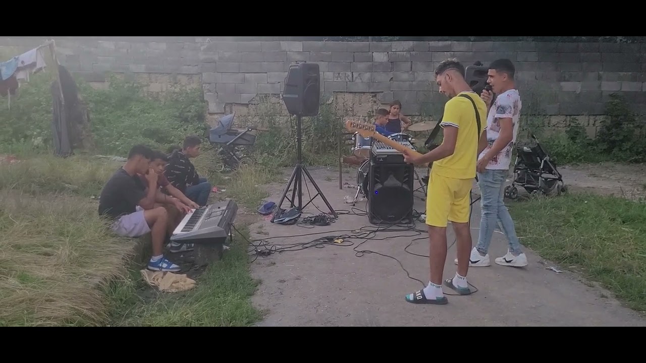 Gipsy oxx škuška cower (amatéra more)2023 - YouTube