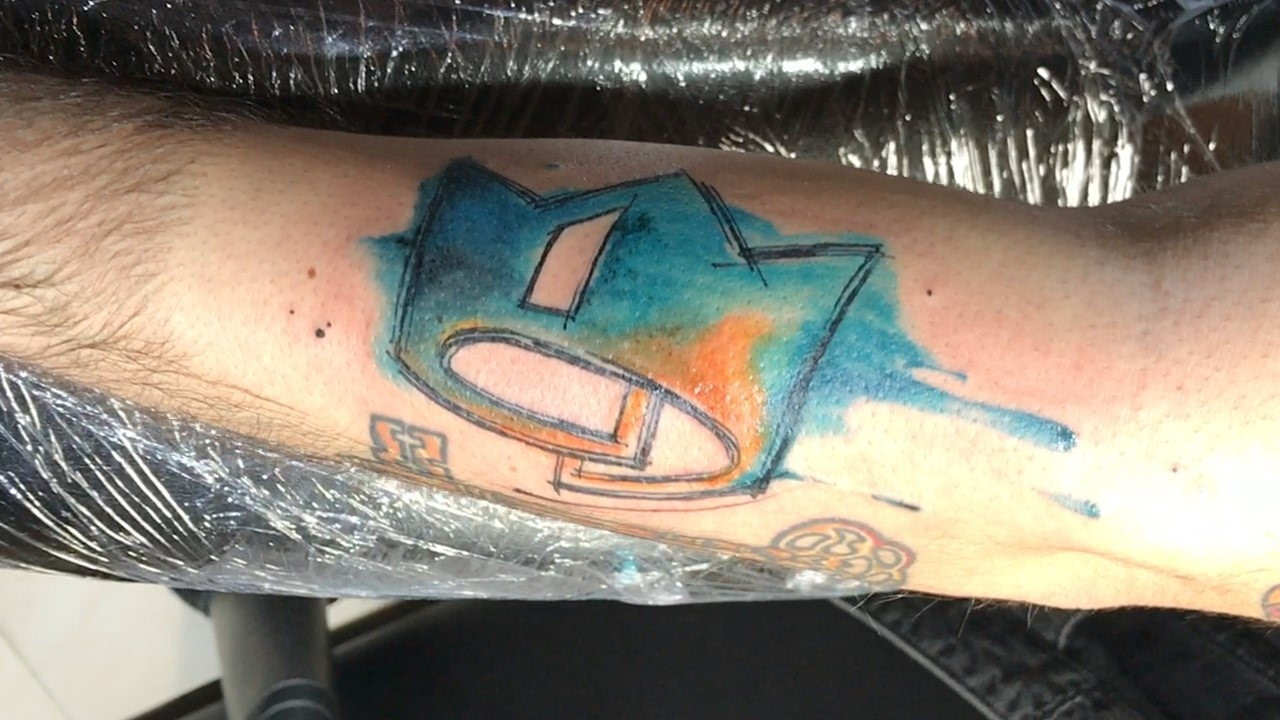 IDIOT GETS SHUBBLE TATTOO - YouTube