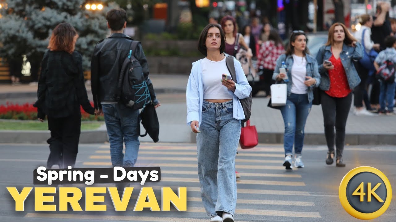 [4K] Spring Evenings in Yerevan | A Walking Tour Through the Downtown ...