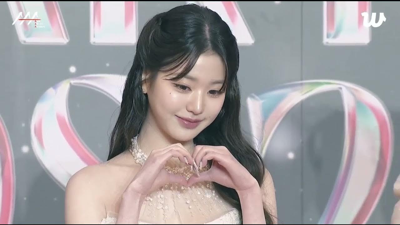 2024 AAA 레드카펫 MC컷 장원영 - YouTube