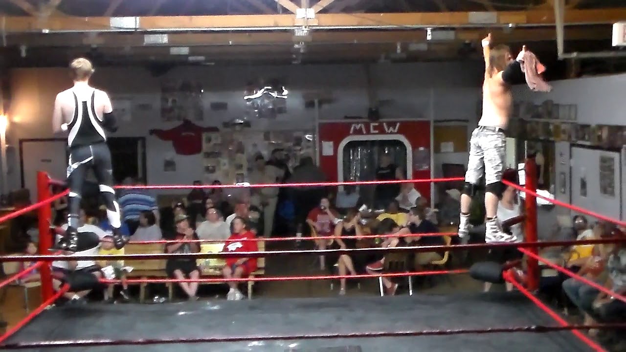 BOOGER EATER & MAD MONEY MIKE part 2 MCW WRESTLING - YouTube