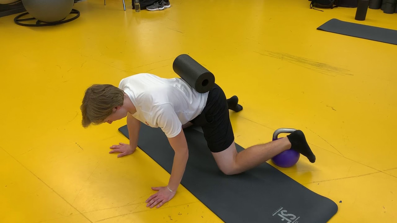 hip IR mobilization - YouTube