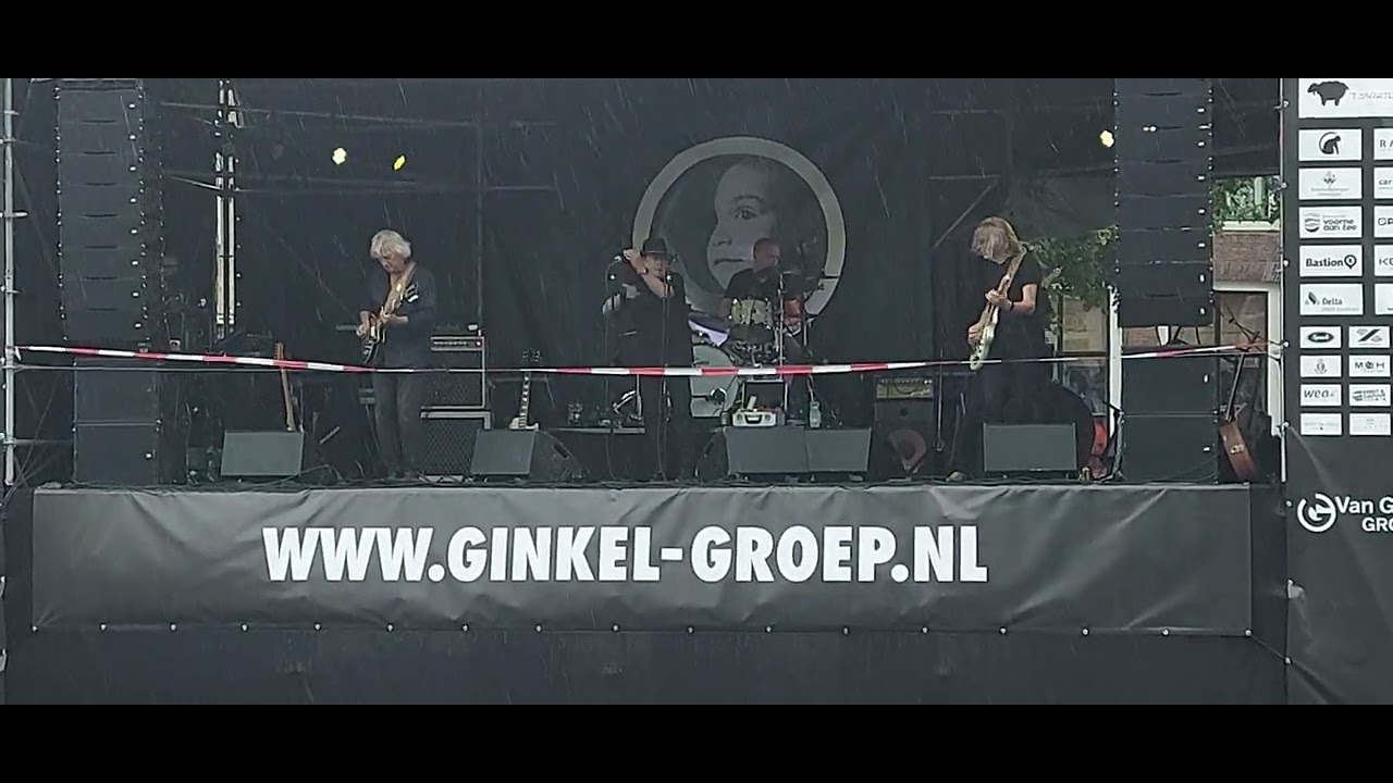 The Twelve Bar Blues Band... - YouTube