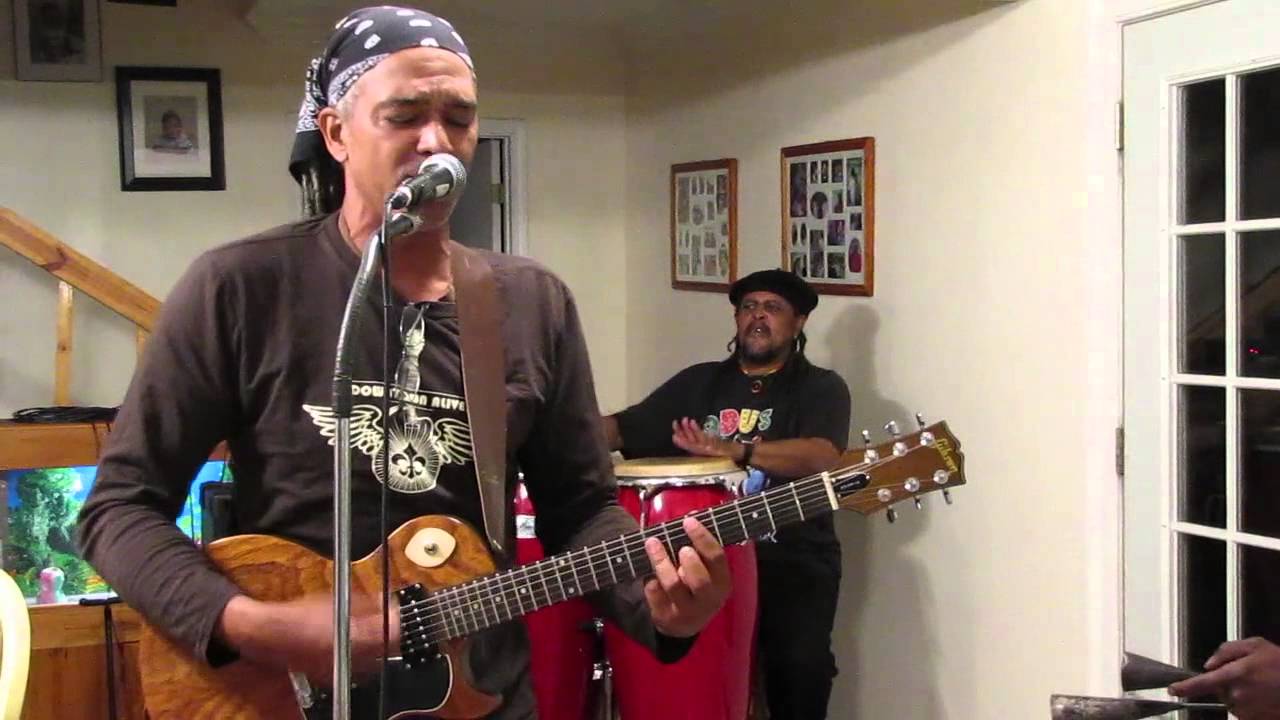 Russell Cormier/Bob Marley's Zimbawe .mov - YouTube