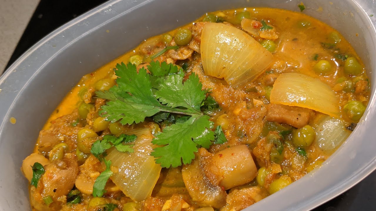 Matar Mashroom sabji | Mashroom do pyaza Sabji | Matar Mashroom sabji ...