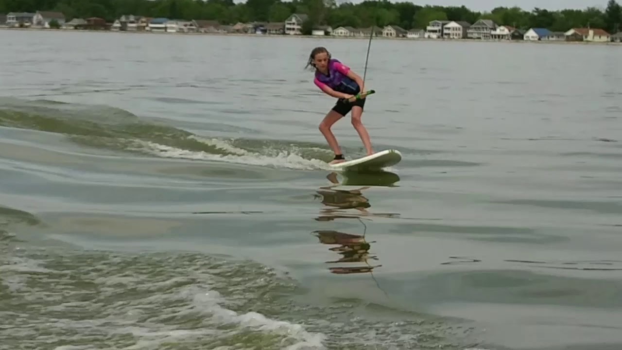 Scar surfing Medium - YouTube