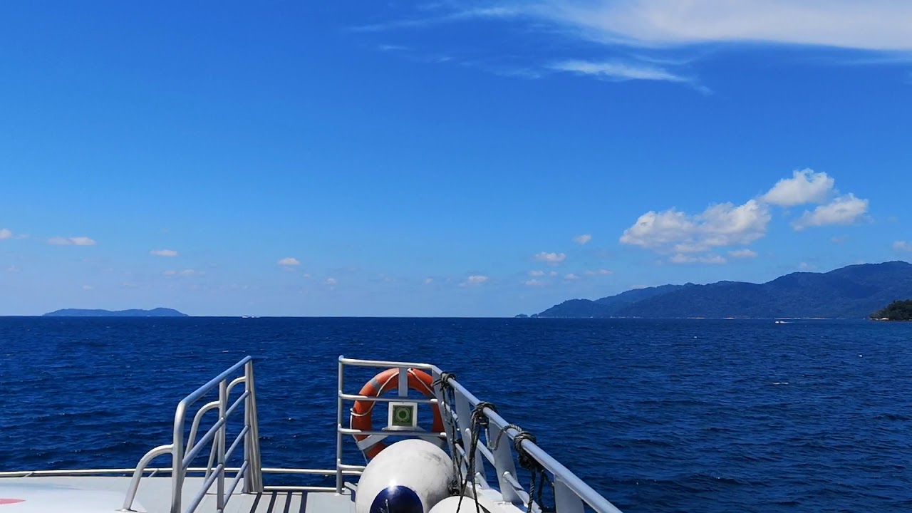 Best Ferry to Pulau Tioman - YouTube
