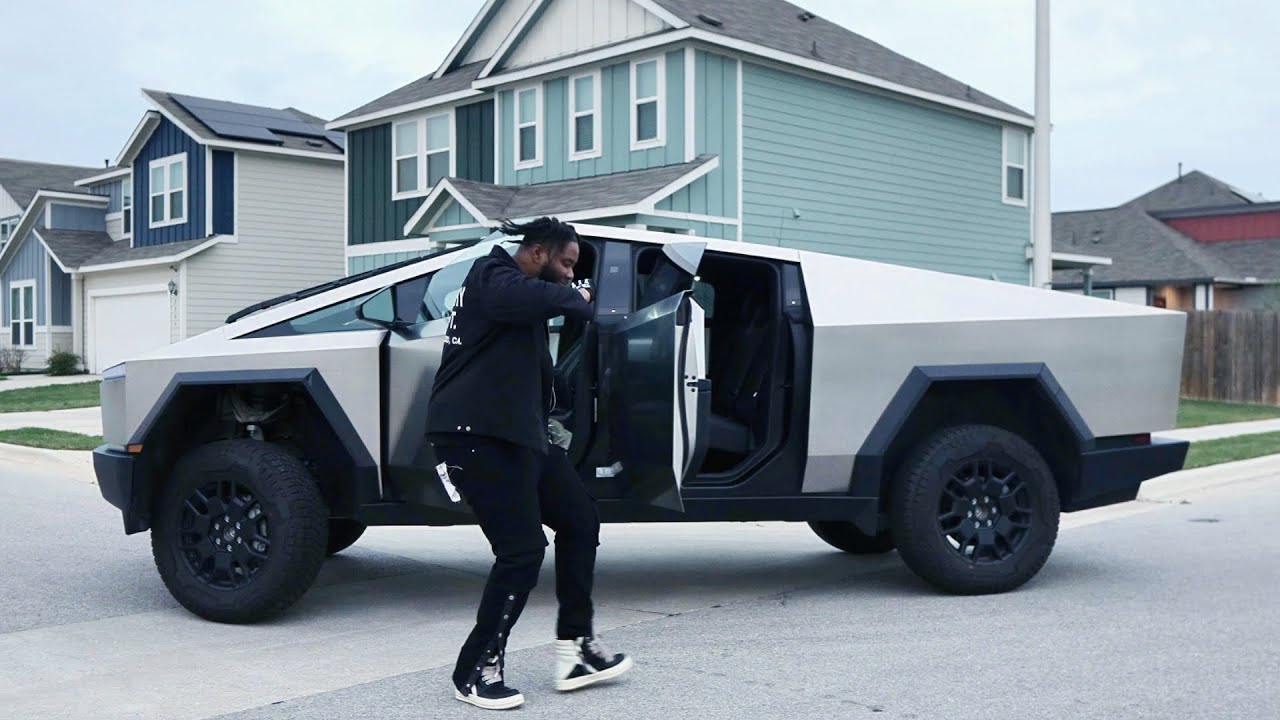 Livesosa - Rick Owens (CyberTruck) edition - YouTube