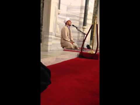Fatih camii imamı Esat Şahin hoca