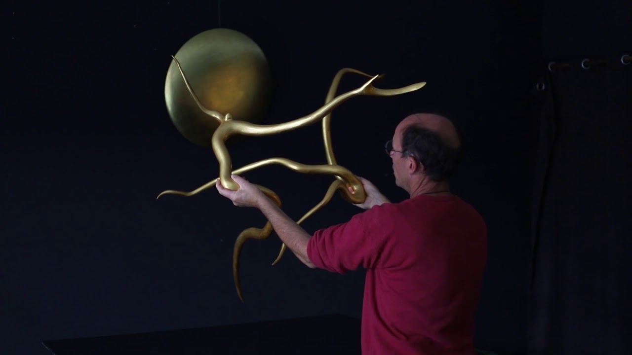 Dompter le Dragon. Vidéo de présentation de la sculpture. - YouTube