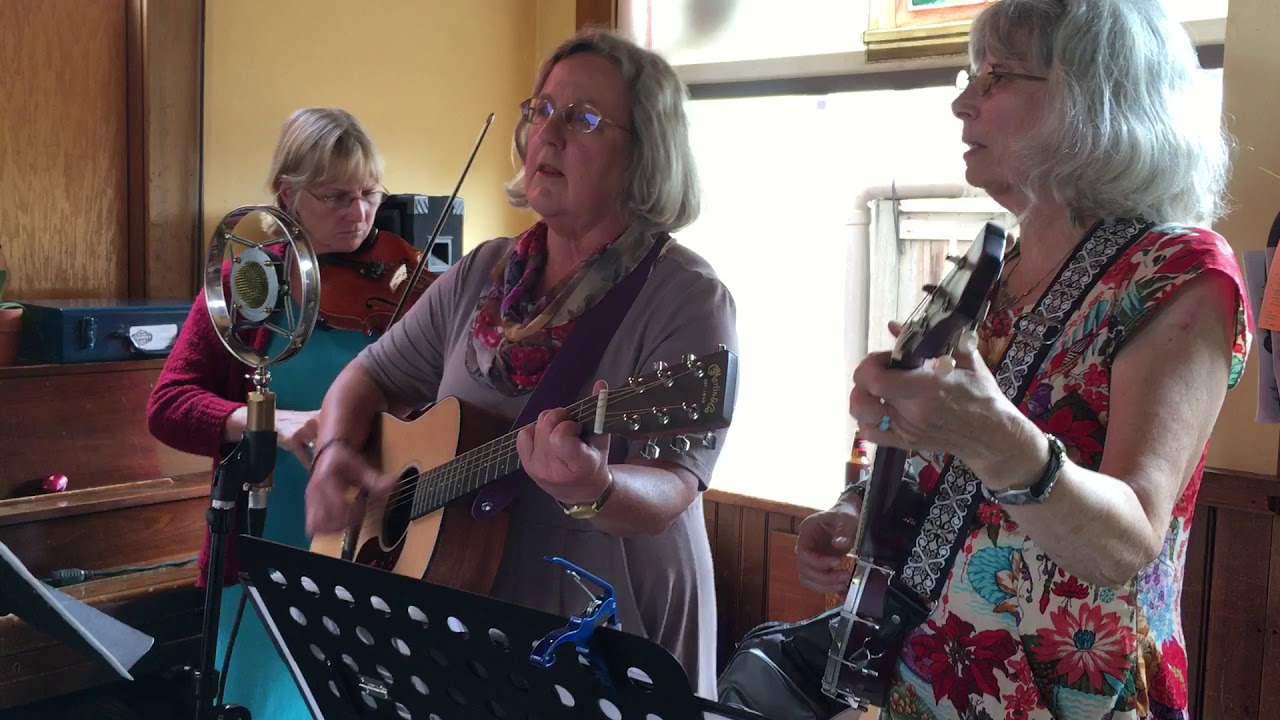 Seaside String Sisters - YouTube