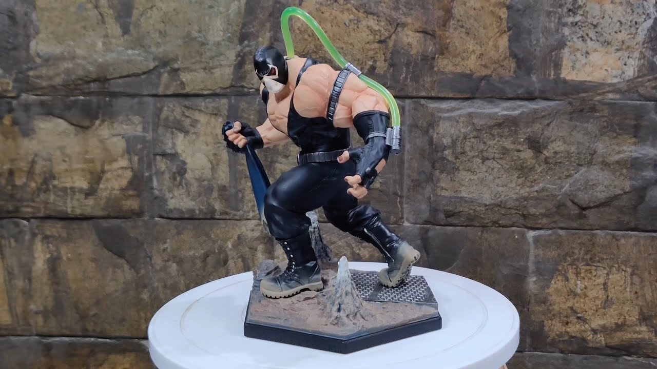 Iron Studios Exclusive 1/10 Art Scale Bane Statue Review - YouTube