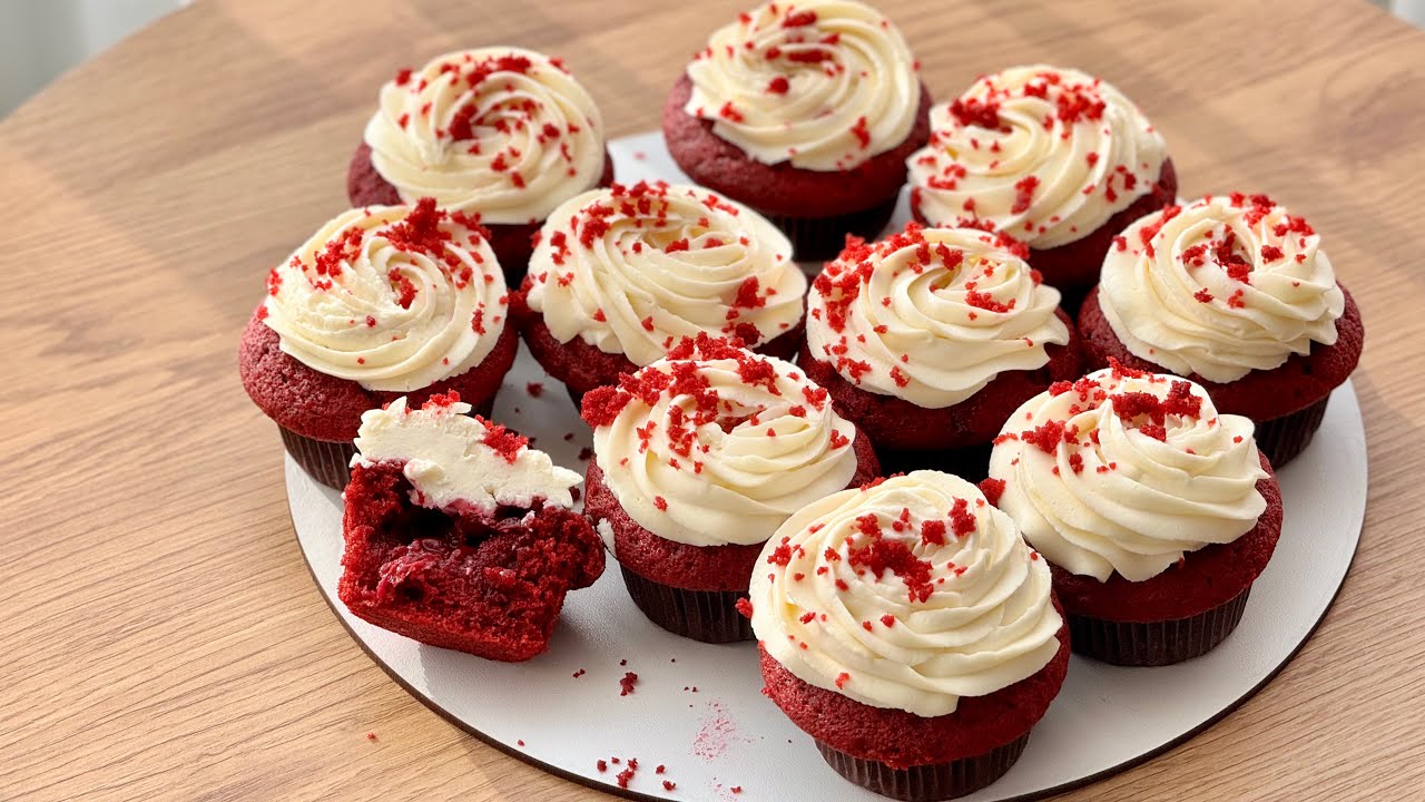 How to make Red Velvet Cupcakes. A quick dessert and simple cupcake ...