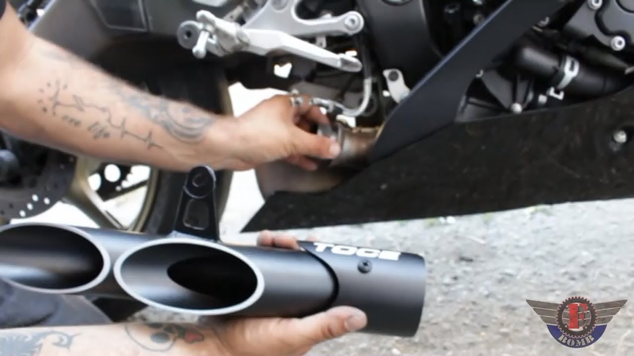 How to install Toce Double Down Exhaust on a 2008 Yamaha YZF R6 - YouTube