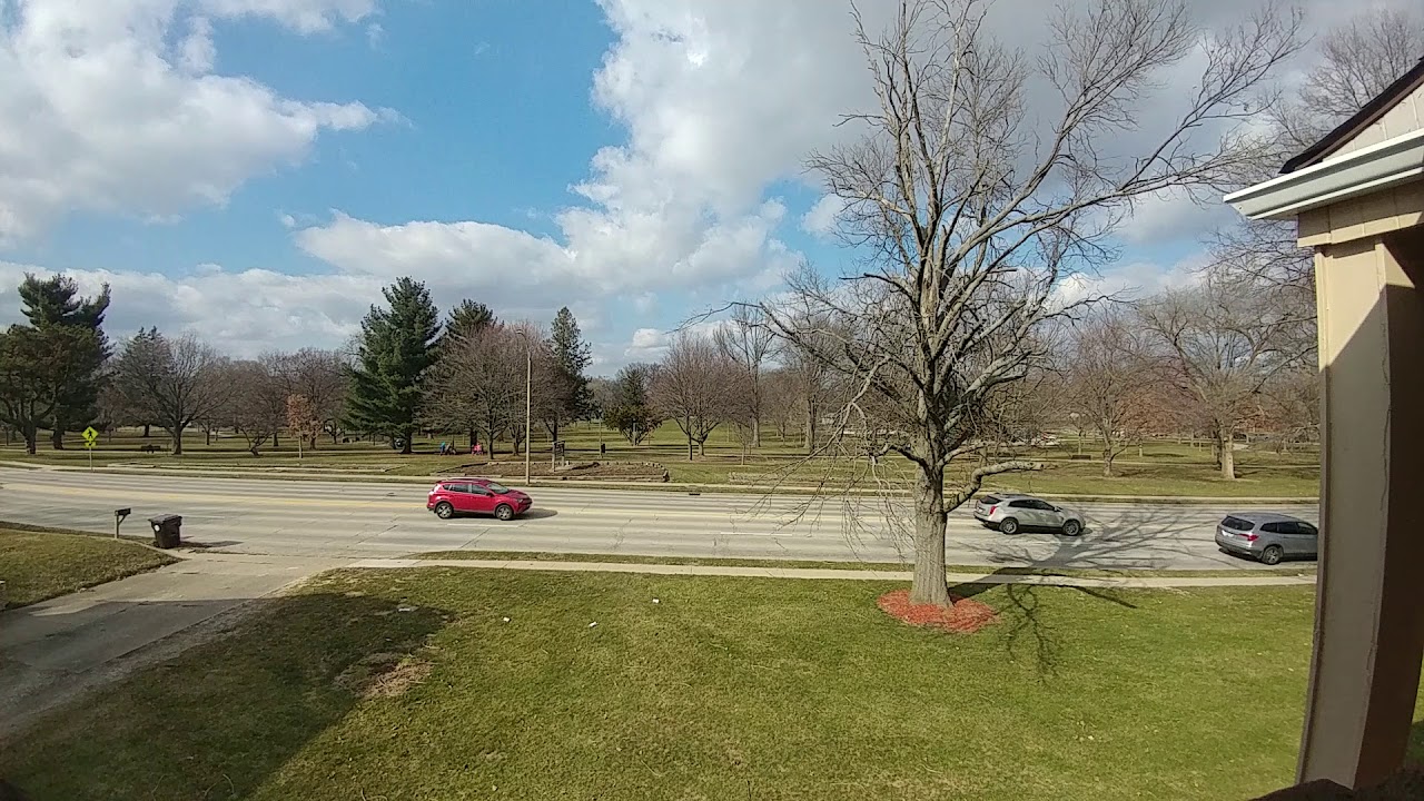 Champaign Hessel park timelapse - YouTube
