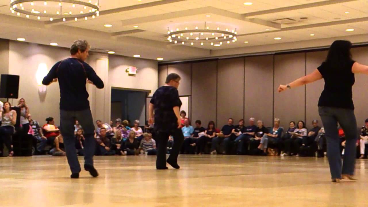 Misty Blue Line dance by Julia Wetzel - YouTube
