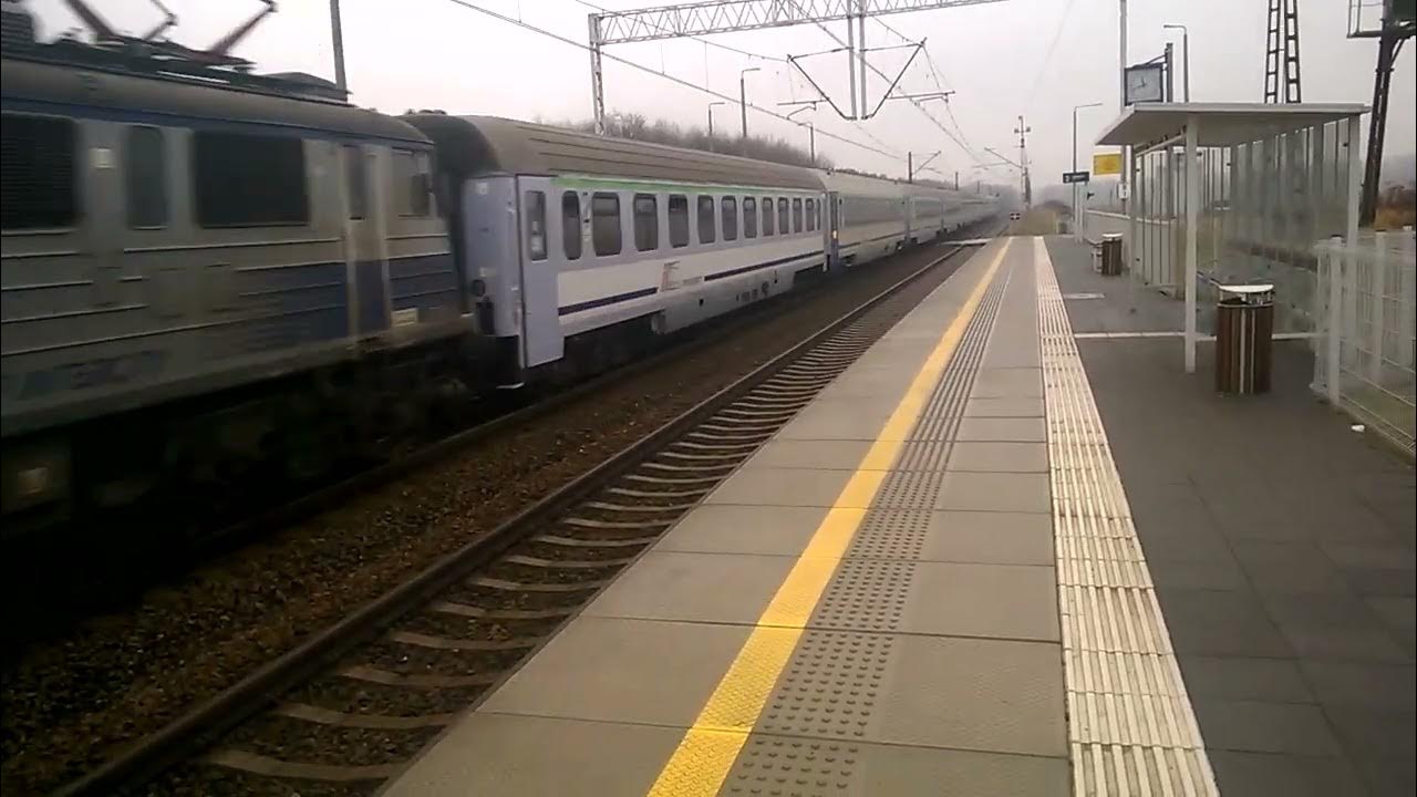 [PKP Intercity] EP07-384 | Złotniki Grzybowskie - YouTube