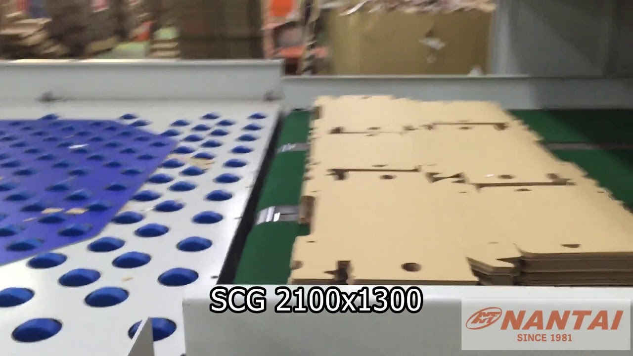 FLATBED DIECUT AP2100 SCG, E-flute Nike shoes box - YouTube