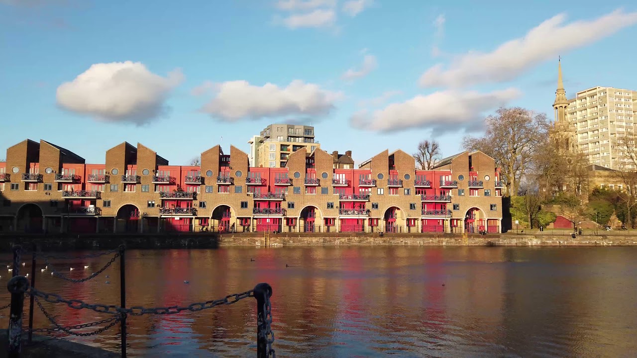 Wapping Neighbourhood and Tower Bridge | Tower Hamlet | London | UK ...
