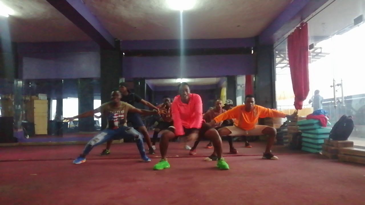 Quinamino:by azawi official(dance classes ) - YouTube