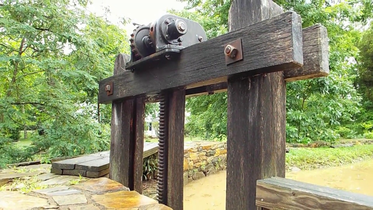 Understanding a Sluice Valve - Read Below - YouTube