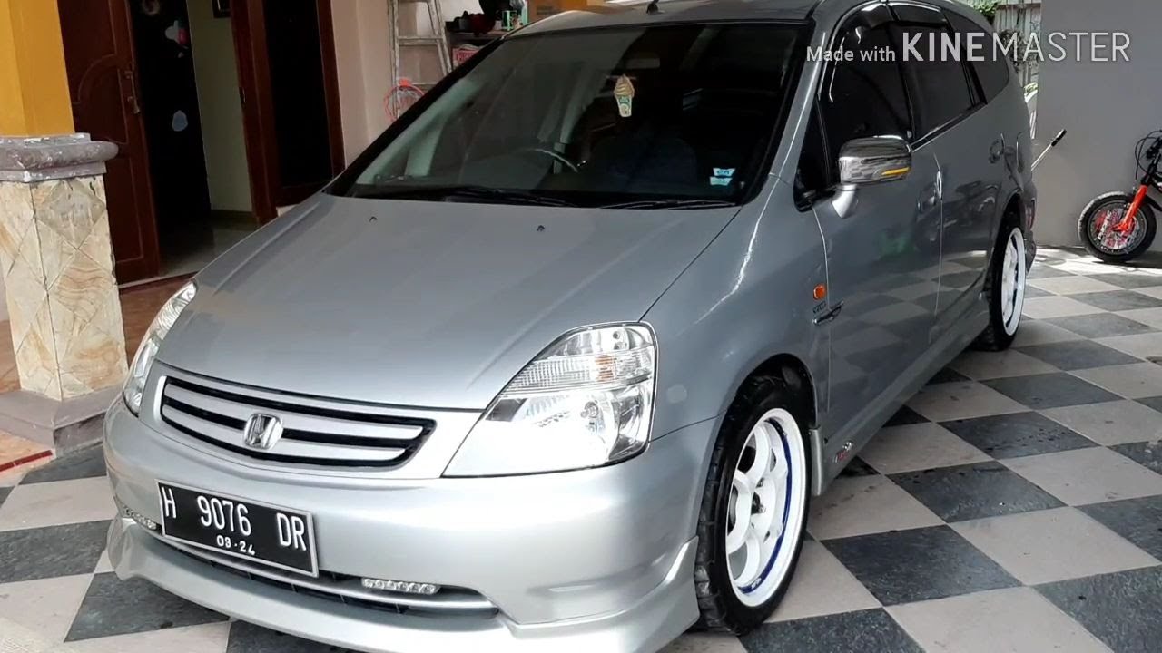 Honda Stream 1.7 2002 (RN) M/t Review (In Depth Tour) - YouTube