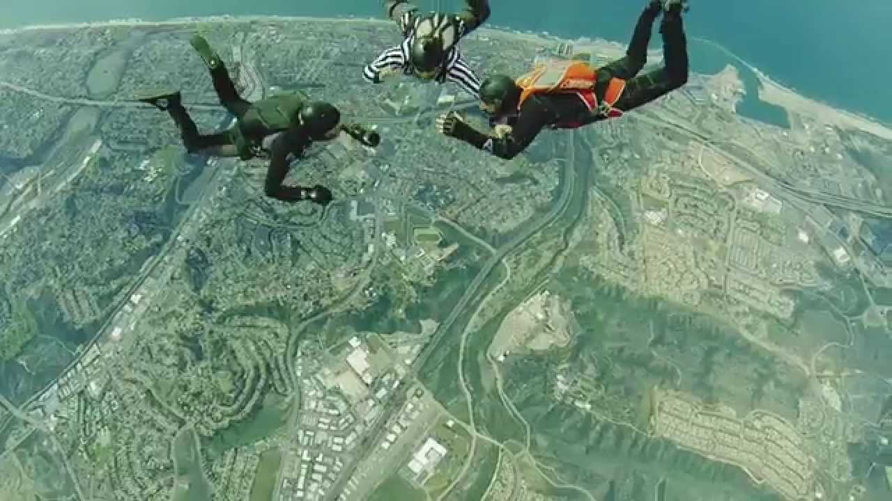 Urijah Faber Introduces Full Contact Skydiving - YouTube