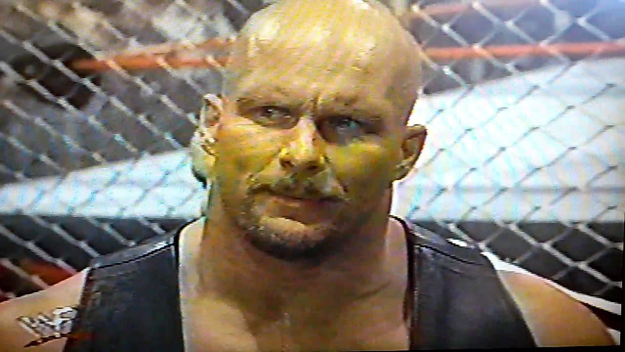Stone Cold Undertaker vs.Kane Mankind Hell In A Ce - YouTube